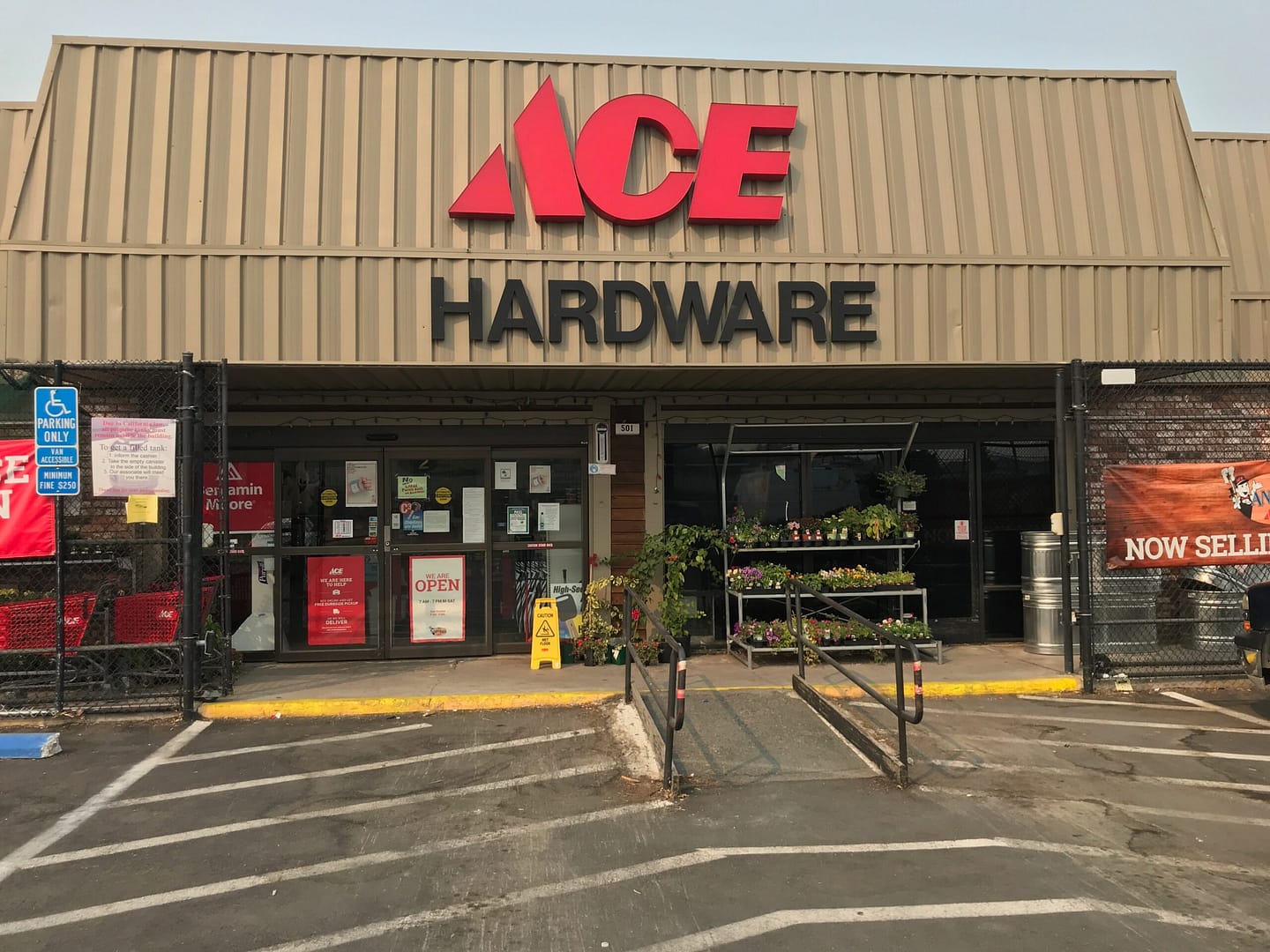 Stan’s Ace Hardware - Stan's Ace Hardware